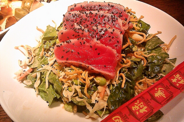 超！美味しく変換 > Tuna Tataki Salad @ Rock Bottom, Chicago, IL